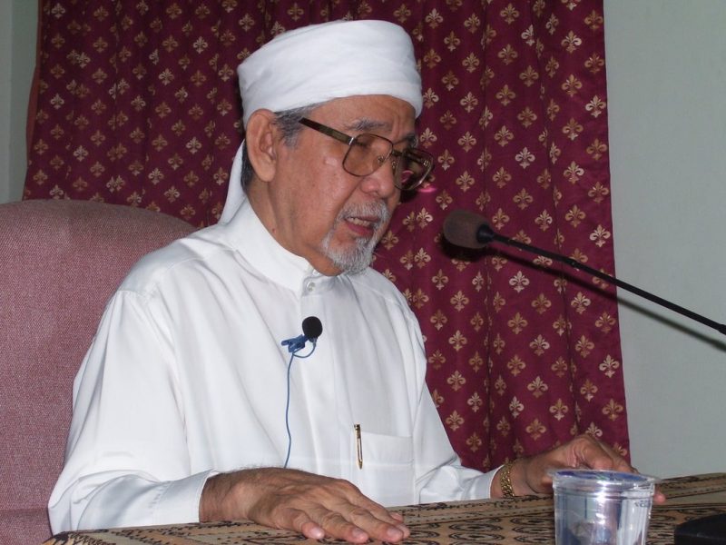 Dato' Hj Ishak Baharom – Kerana pertandingan ratu cantik, mufti ini ...