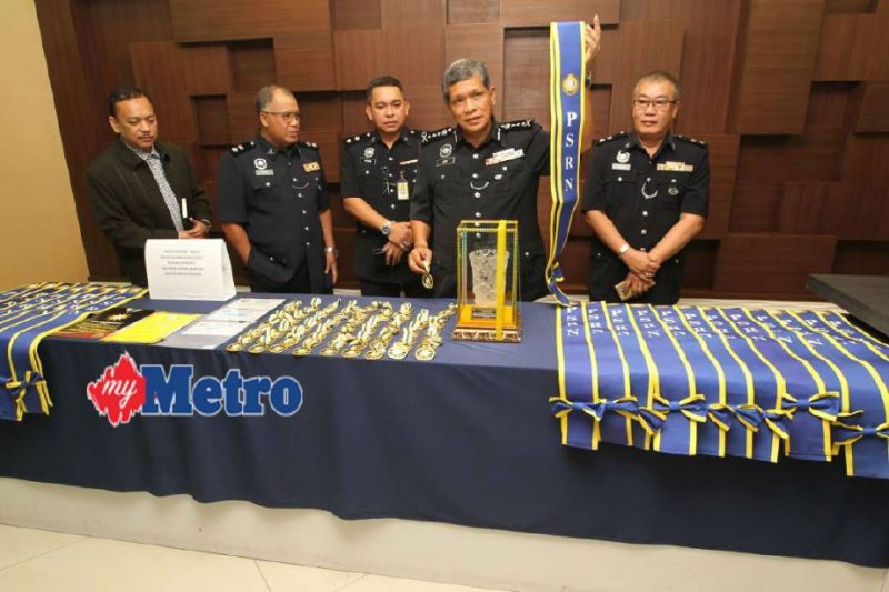 Datuk, Dato', Tan Sri - Apa beza dan kelebihan gelaran-gelaran ni semua ...