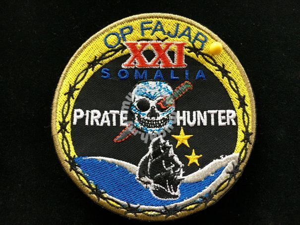 Lanun-lanun di laut Malaysia-Singapura memanjat kapal perdagangan hanya ...