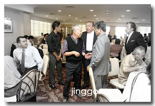 4 PEGAWAI KHAS yang pernah berperanan besar dalam politik negara