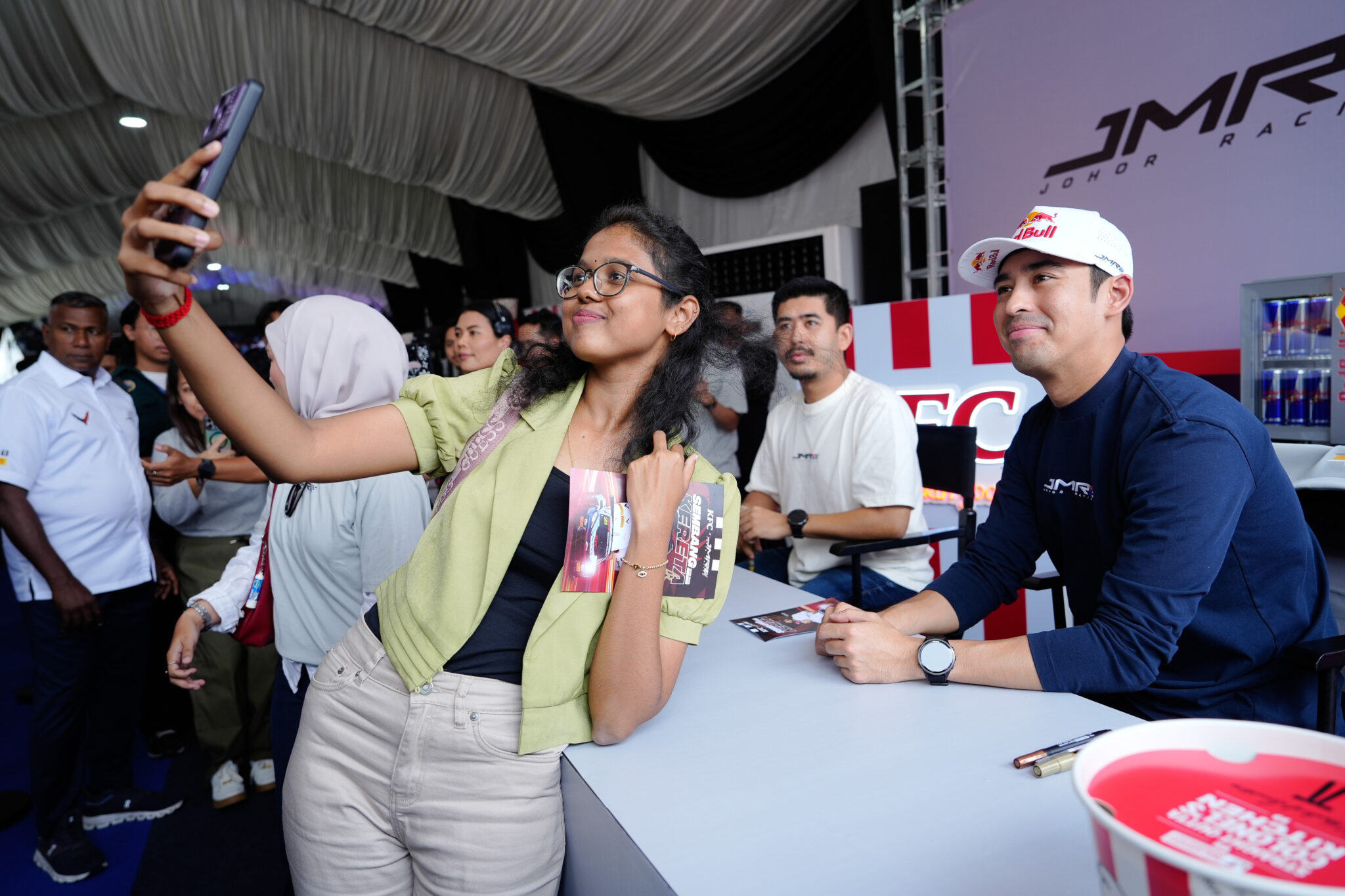 KFC Malaysia x Johor Motorsports Racing Perkasa Belia di “Sembang ...